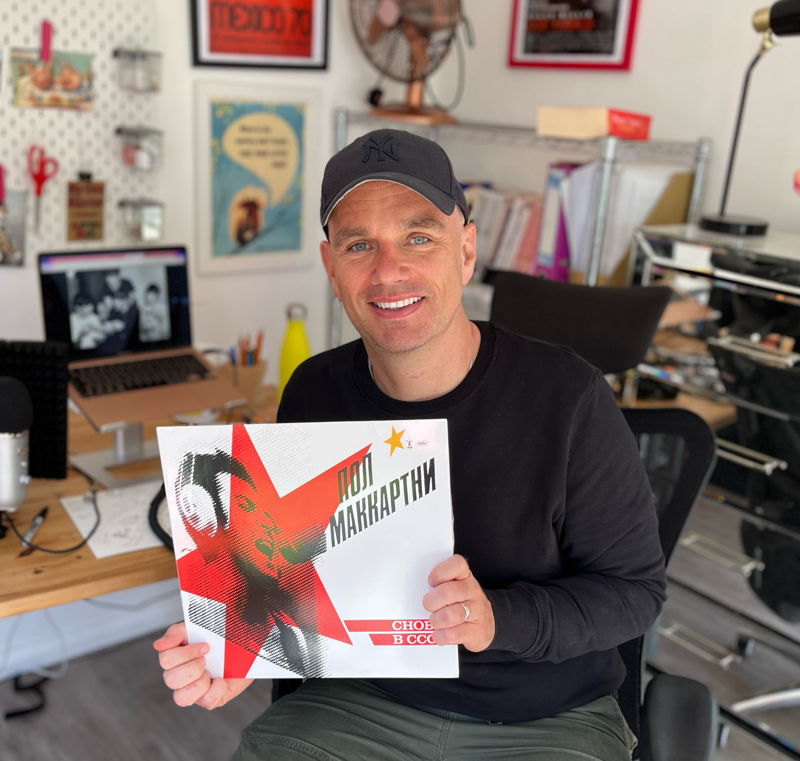 Choba B CCCP – Sam Delaney | I am the EggPod